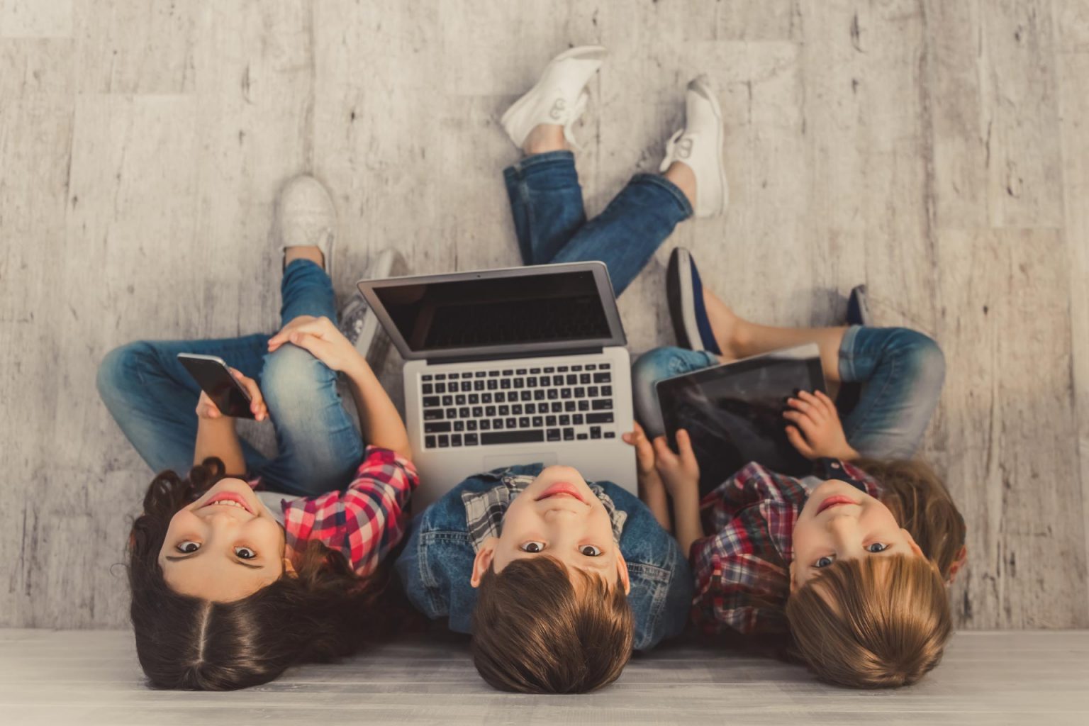 Digital Literacy vs Digital Fluency: Understanding the Key Differences ...